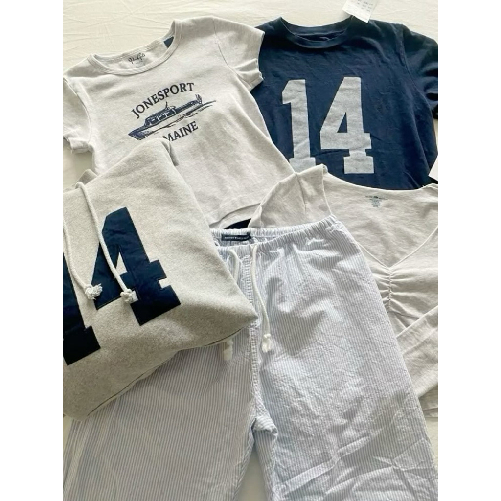 Jual Baju Preloved | Shopee Indonesia