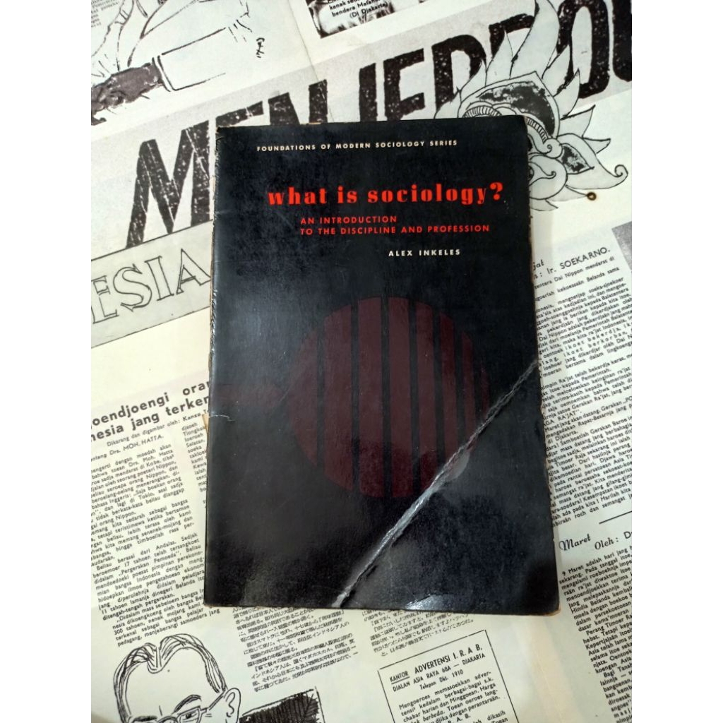 Jual WHAT IS SOCIOLOGY ? - ALEX INKELES | Shopee Indonesia