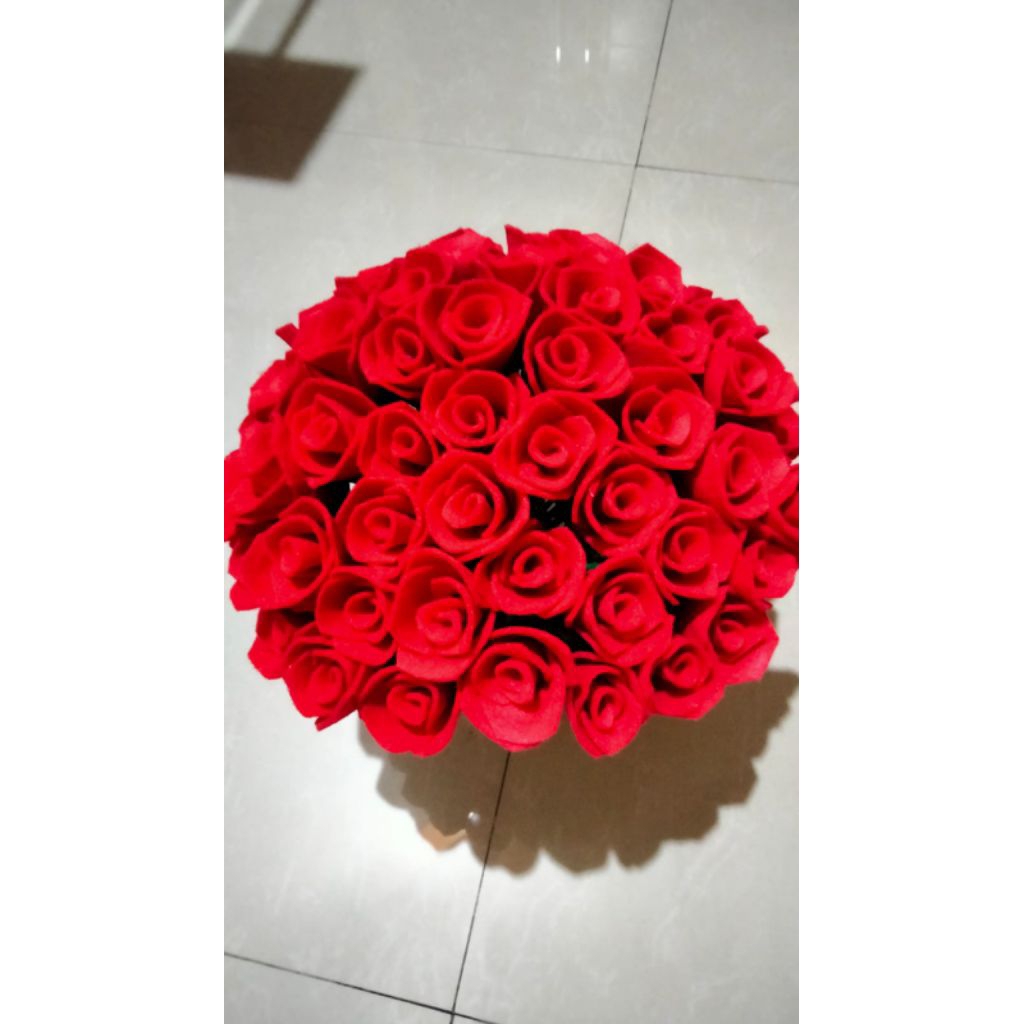 Jual Ready stock Bunga mawar kain flanel (include mika) | Shopee Indonesia