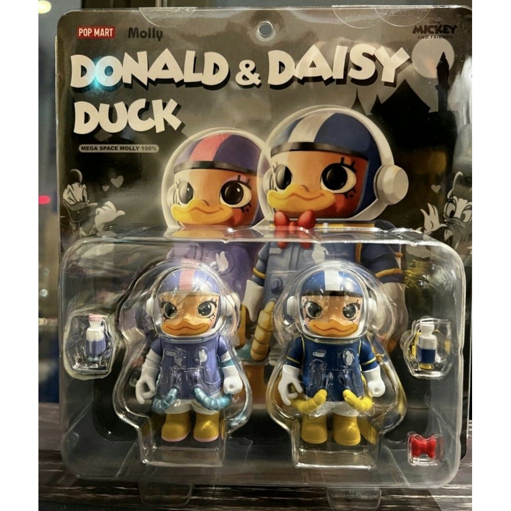Jual POP MART Donald & Daisy Duck 100% Action Figure Disneyland Limited ...