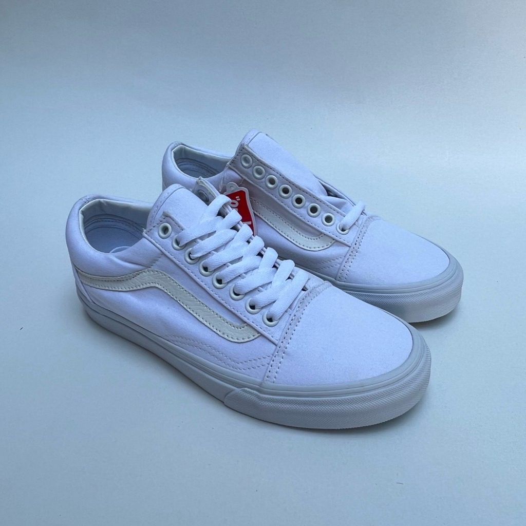 Jual SNEAKERS - V4NS OLD SKOOL TRUE WHITE - BNIB - 100% ORIGINAL ...