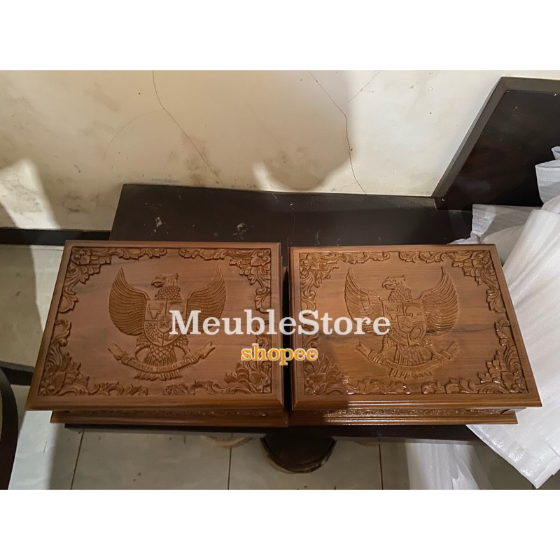 Jual tempat bendera box garuda kayu jati ukir relief mewah | Shopee ...