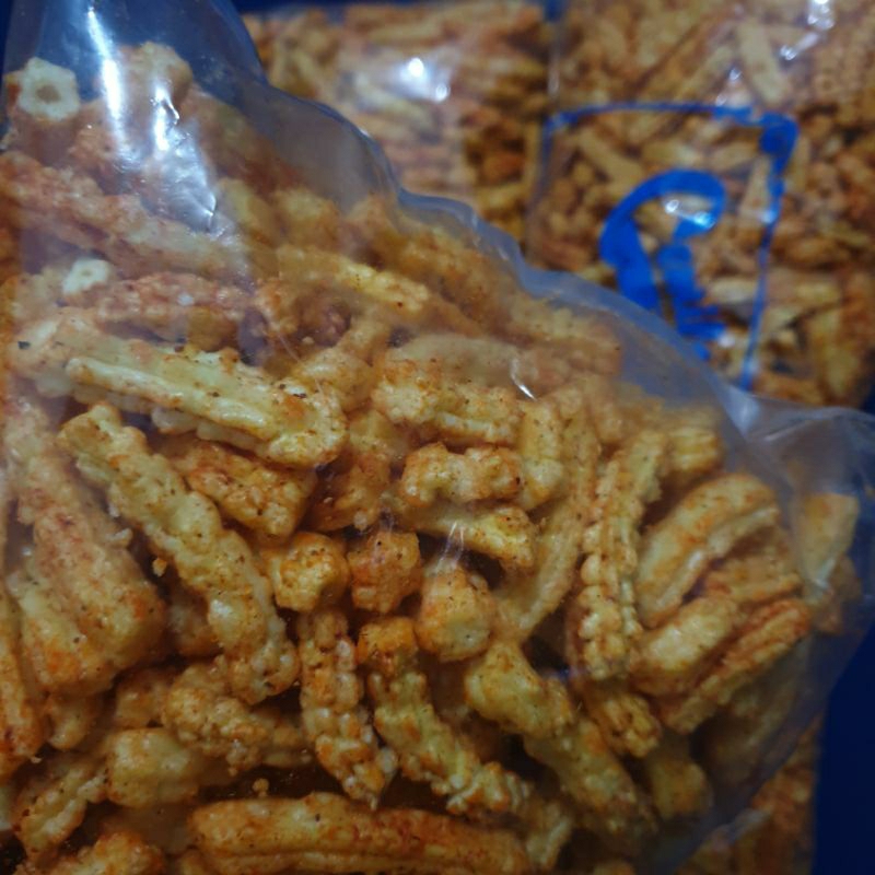 Jual KERUPUK MANGGAR PEDAS 1BAL / 850gr , KERUPUK AKAR KELAPA | Shopee ...
