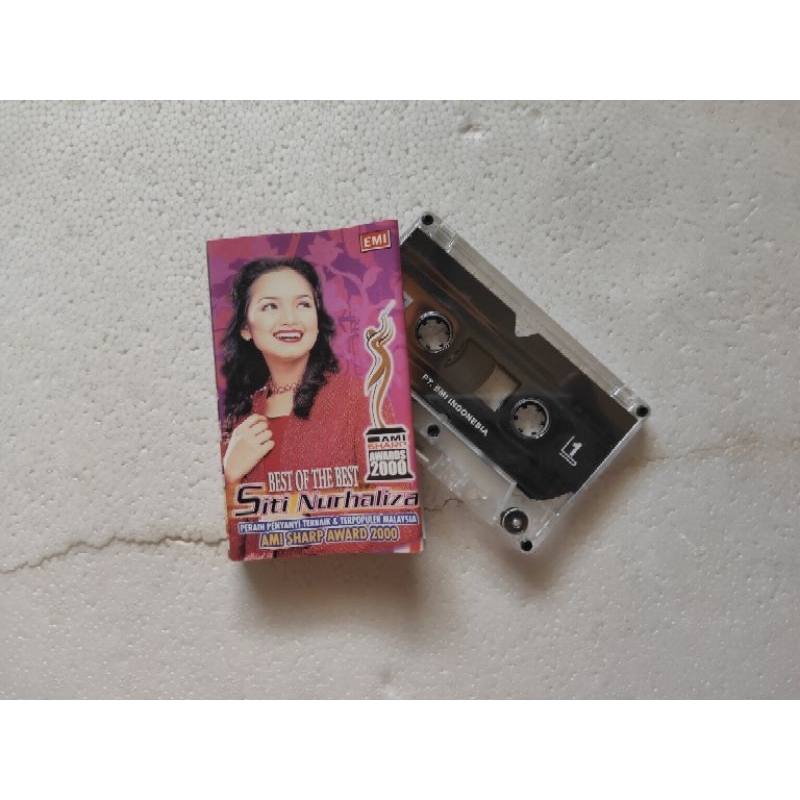 Jual kaset pita Malay pop dansa nasyid SITI NURHALIZA best of the best award 2000 | Shopee Indonesia