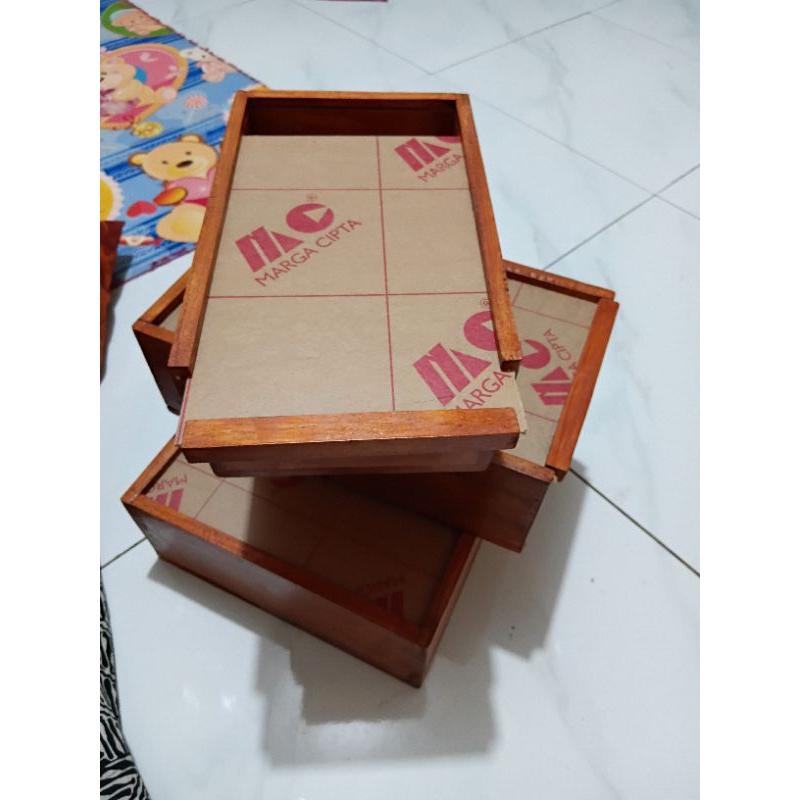 Jual custom produk box kayu akrilik geser samping isi 3 box WARNA ...