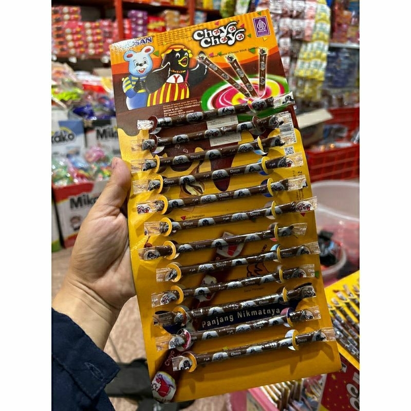 Jual YOSAN CHOYO CHOYO COKLAT STICK ISI 12 PCS Muraah | Shopee Indonesia