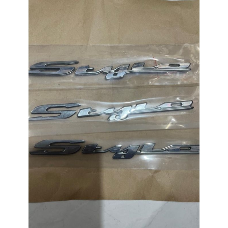 Jual EMBLEM STYLO LOGO UNTUK HONDA STYLO 160 WARNA SILVER ORIGINAL ...