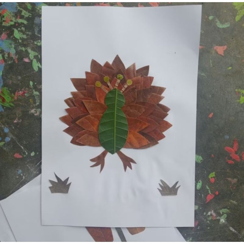 Jual kerajinan tangan kolase daun kering tema burung merak untuk tugas ...