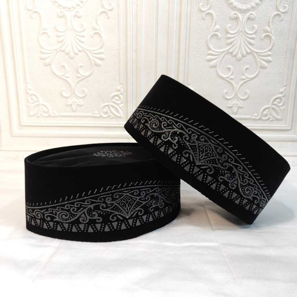 Jual EXCLUSIVE!!! Peci Songkok Kopiah Motif Batik Hitam Tinggi 9 Bahan ...