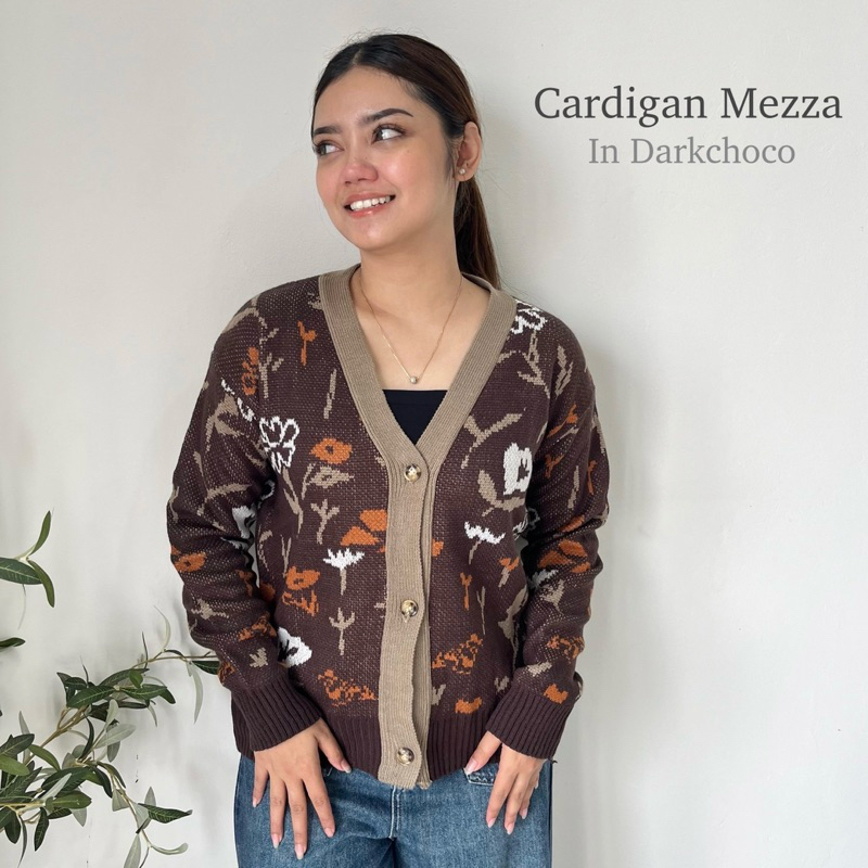 Jual Cardigan Rajut Premium Motif Bunga MEZZA | Shopee Indonesia