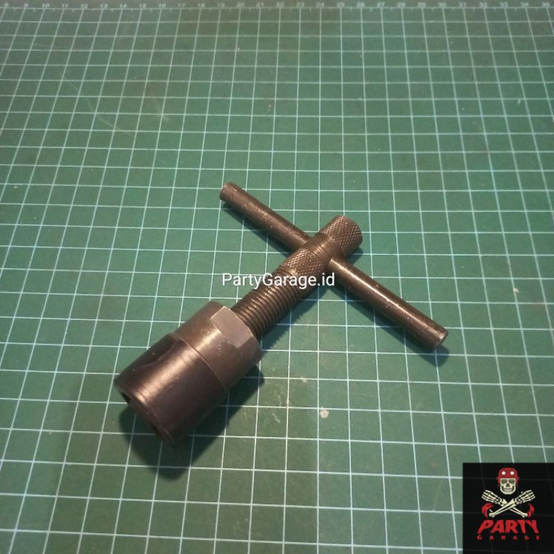 Jual TREKER PEMBUKA MAGNET VESPA AS BESAR TRACKER VESPA PX SUPER SPRINT ...