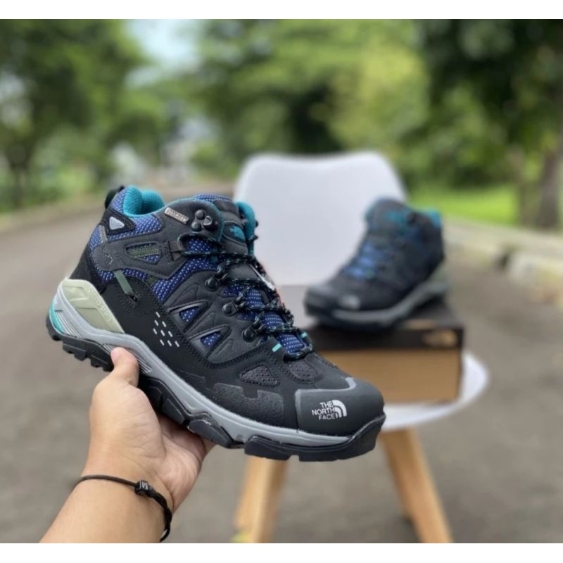 Jual Sepatu TNF Cedar Mesa Original Sepatu Outdoor The North Face ...