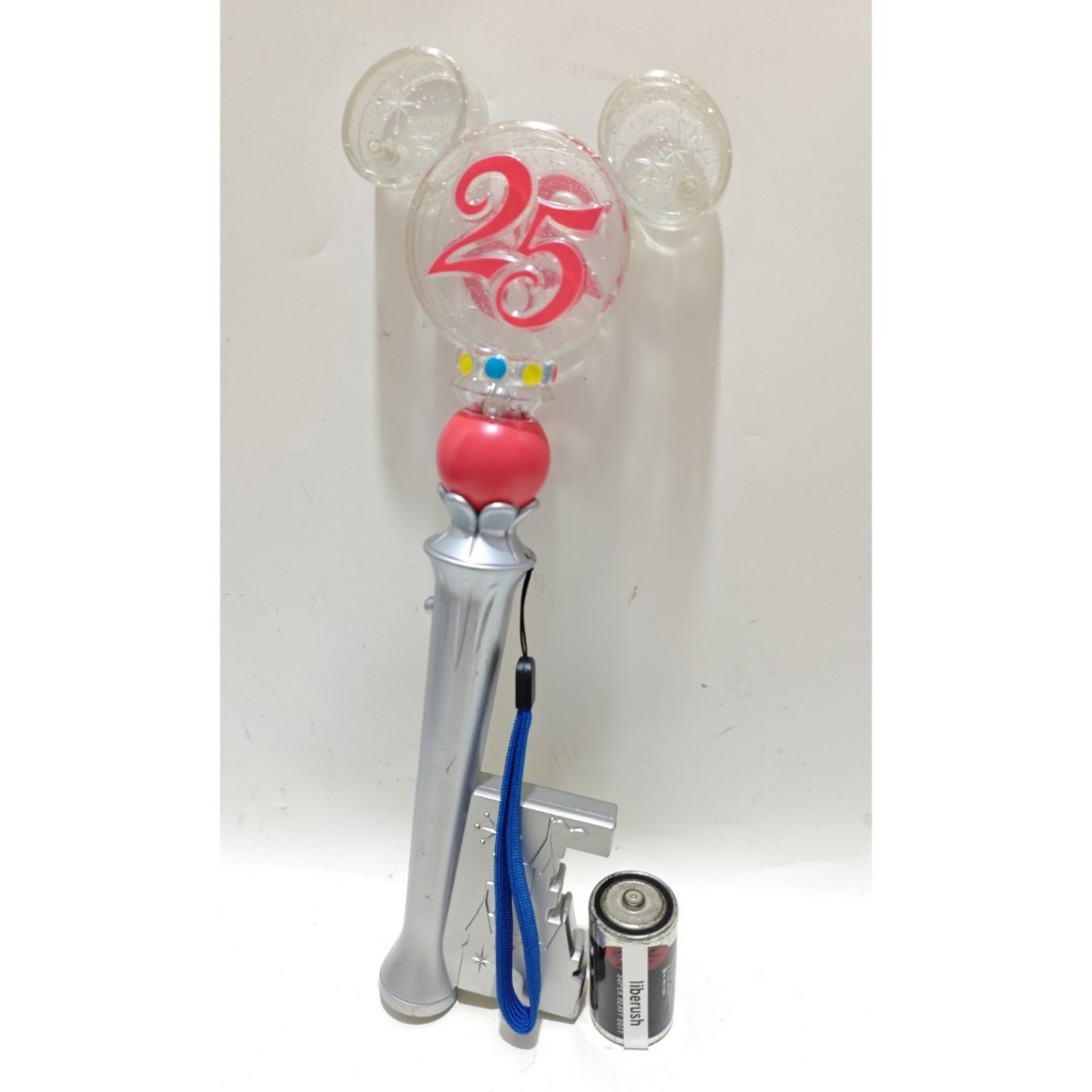 Jual disney 25th anniversary magical key dream key light stick disney ...