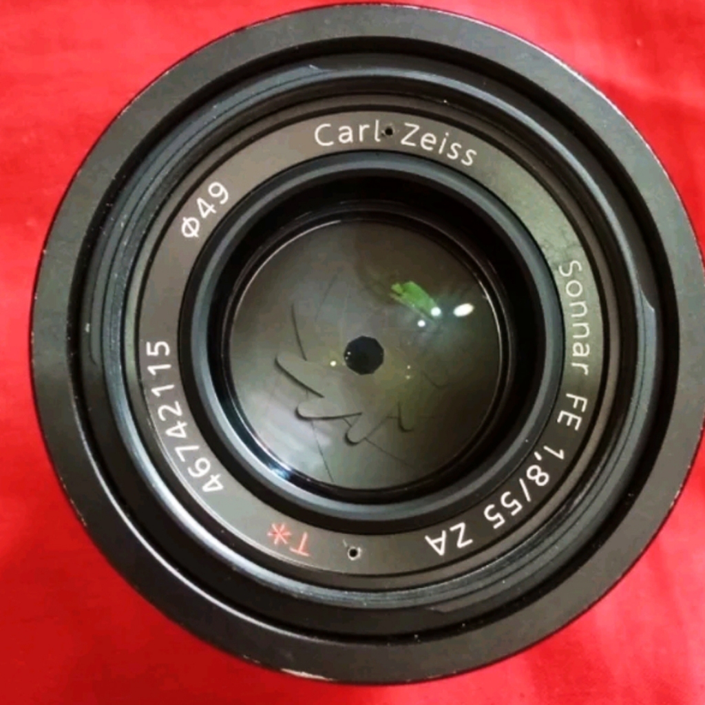 Jual Lensa Sony E-mont Carl Zeiss Sonnar T 55MM F1.8 FE ZA | Shopee ...