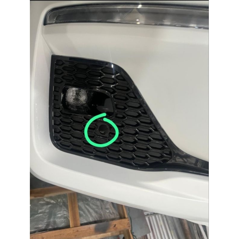 Jual Corner sensor depan fortuner gr ori | Shopee Indonesia