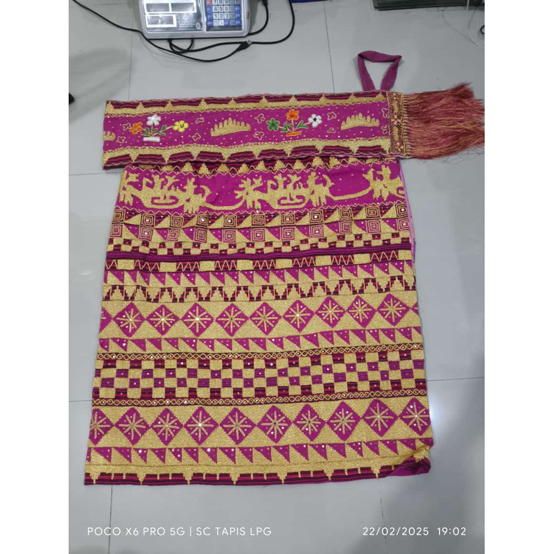 Jual kain tapis lampung cantik antik pink fanta motif eksklusif sulam ...