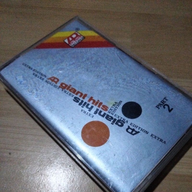 Jual kaset pita full box original"Giant hits" | Shopee Indonesia