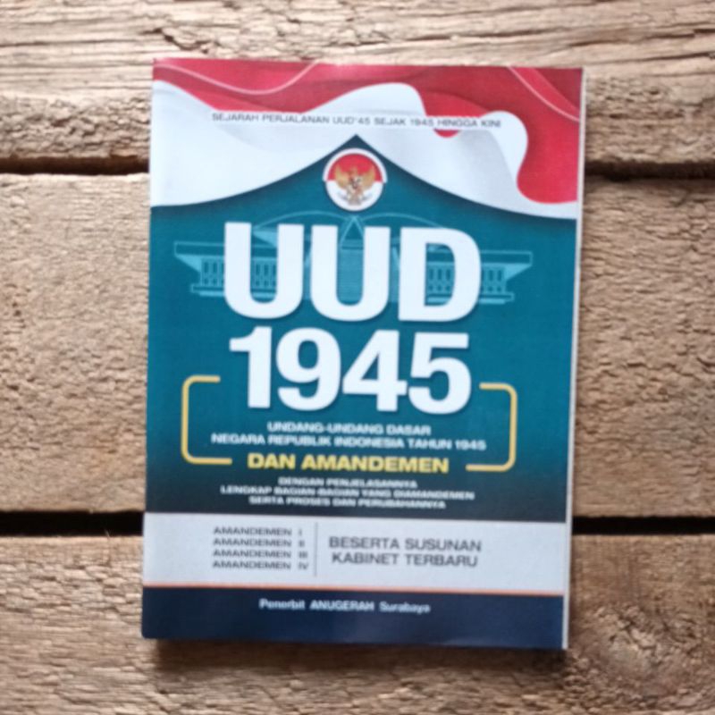Jual Uud Saku Undang Undang Dasar 1945 dan Amandemen Kabinet Terbaru ...