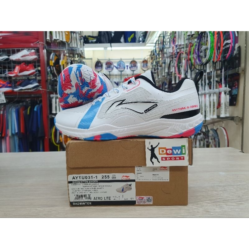 Jual Sepatu Badminton Li-Ning AERO LITE NEW / ULTRA + free kaos kaki ...