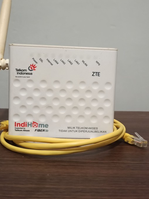 Jual ACCESS POINT INDIHOME MODEL ZTE ZXHN H108N ADSL ROUTER BEKAS ...