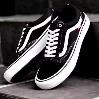 Jual Sepatu Old Skool Classic Black White Sneakers Casual Oldskool ...