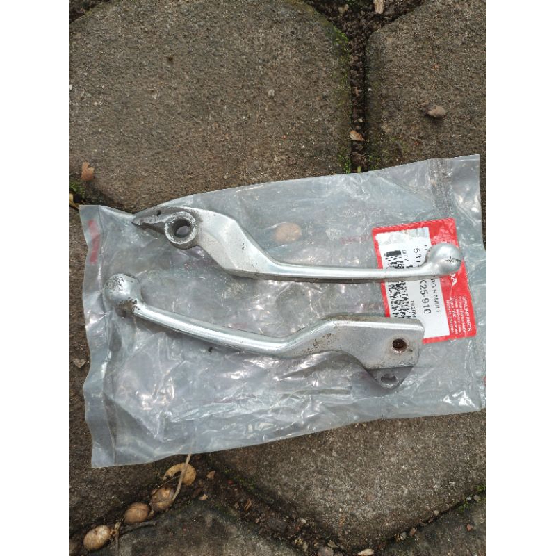 Jual HANDLE REM SET KANAN KIRI ORIGINAL ALL HONDA BEAT SECOND | Shopee ...