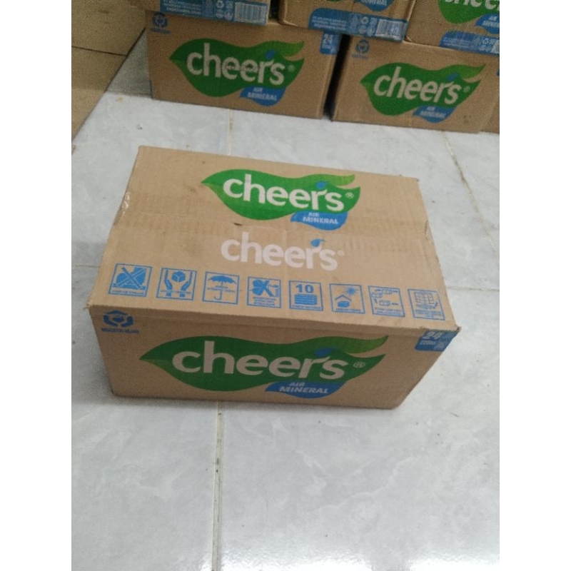 Jual air mineral cheers botol 220mlx24pcs per Dus | Shopee Indonesia