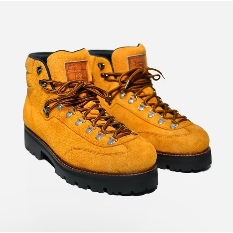 Jual SOS BOONE BOOTS in yelllow ( SZ 38 SECCOND ) like new | Shopee ...