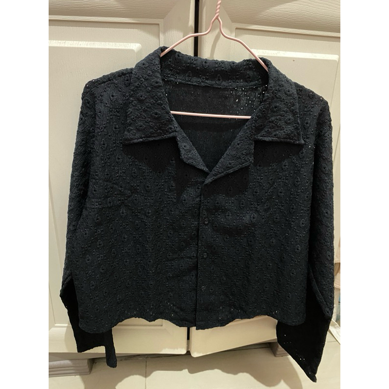 Jual kemeja hitam crop | Shopee Indonesia
