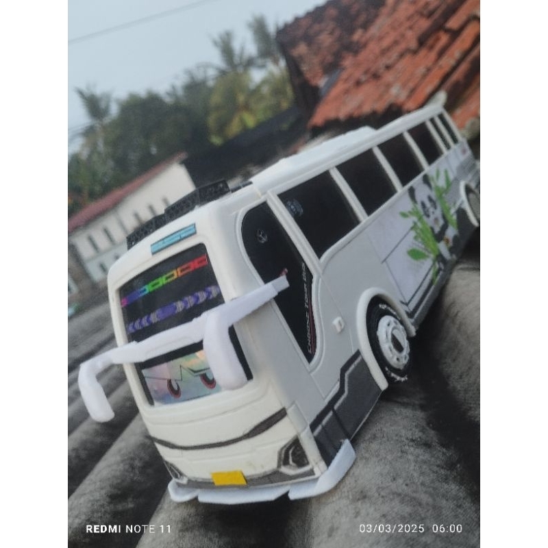 Jual Miniatur Bus Livery Panda | Shopee Indonesia