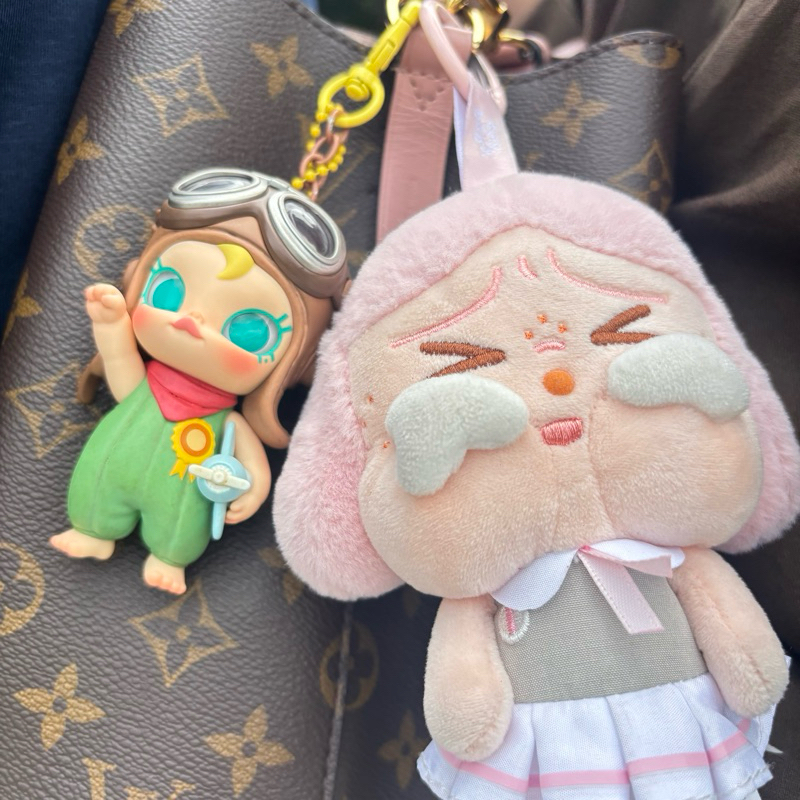 Jual JASA CUSTOM GANCI Gantungan Kunci dari Figure Hirono Molly Cry ...