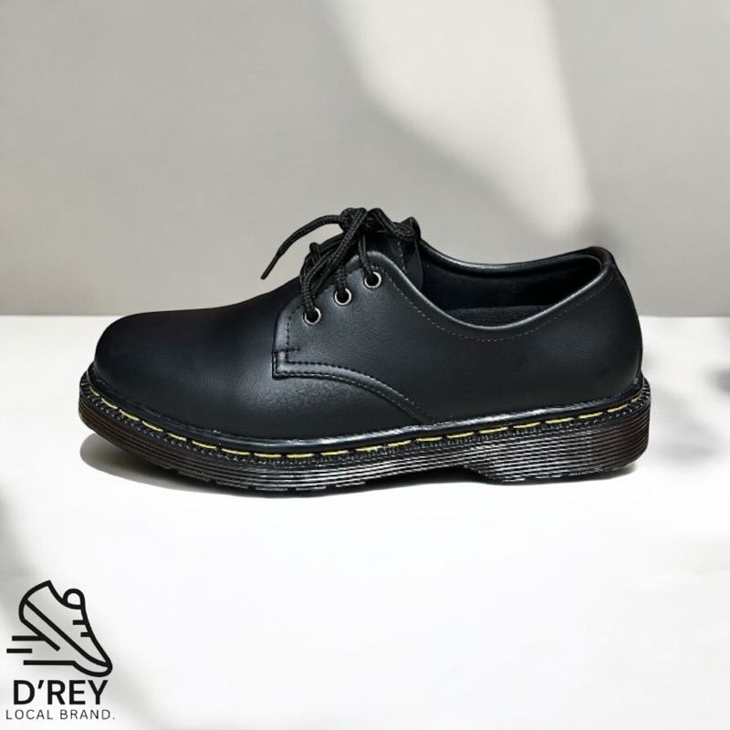 Jual D’REY Sepatu Formal Pria Docmart 3 Hole Pantofel Derby Boots ...