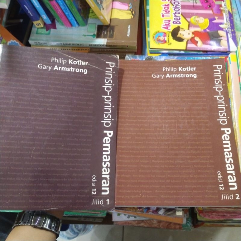 Jual buku prinsip-prinsip pemasaran jilid 1 dan 2 edisi 12 original | Shopee Indonesia