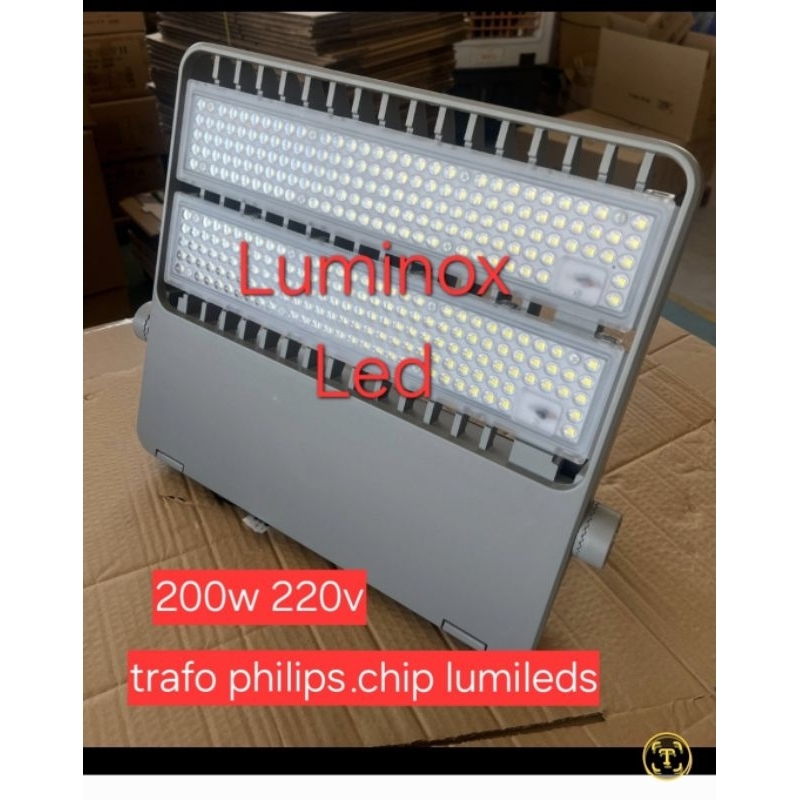 Jual lampu tembak smd lumileds chip 200w 200watt / sorot led high quality 200w 200 watt 220volt ...