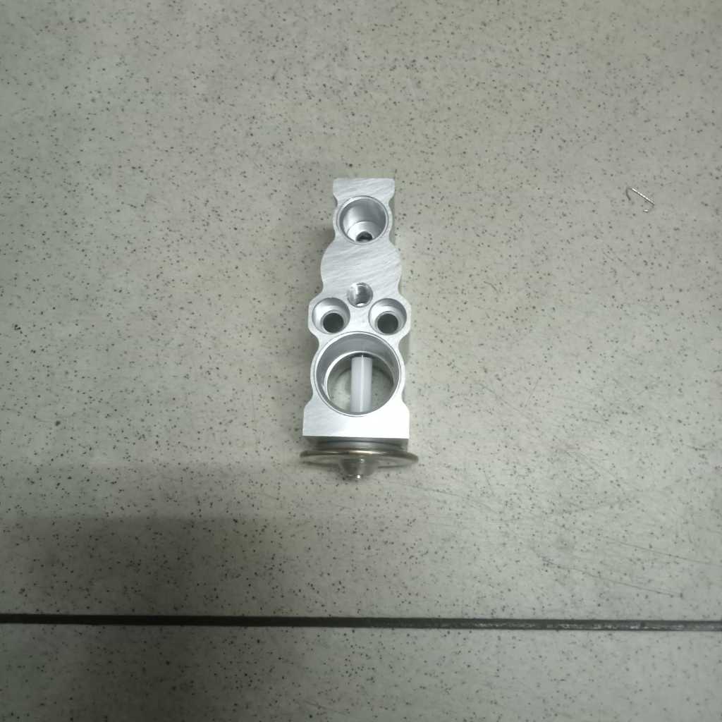 Jual Expansion Valve Expansi AC Mobil Toyota Innova Grand / Toy Avanza ...