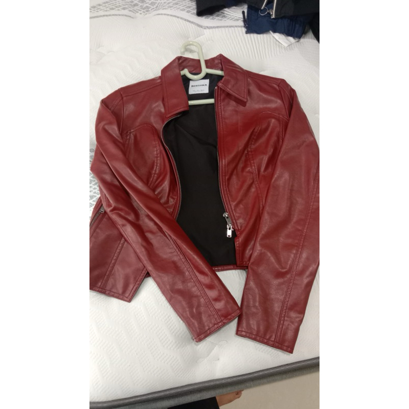 Jual JAKET KULIT merah | Shopee Indonesia
