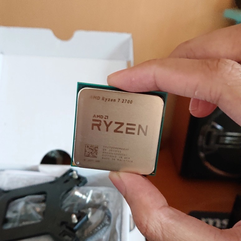 Jual Processor AMD Ryzen 7 2700 Up to 4.1GHz TRAY | Shopee Indonesia