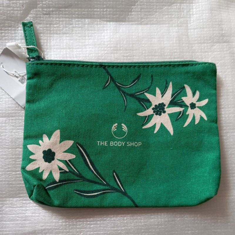 Jual Pouch The Body Shop | Shopee Indonesia