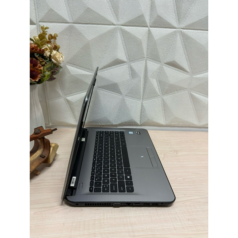 Jual HP 14 i3 gen 6 VGA AMD RADEON RAM 8gb SSD 256gb | Shopee Indonesia