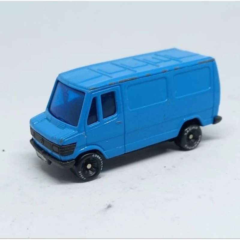 Jual rainbow toys mercedes benz van 307d sprinter loose diecast 1/64 (t ...