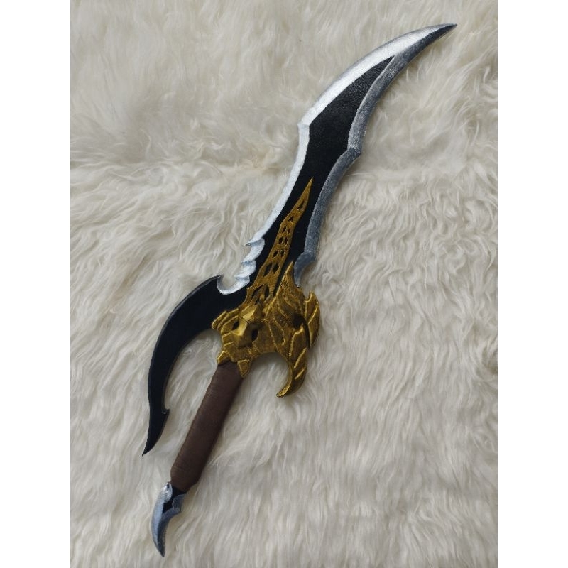 Jual Cosplay Prop. Kasaka's Venom Fang [Solo Leveling] Sung Jin-Woo ...