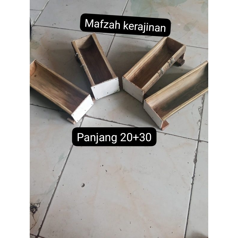 Jual tempat pakan ayam l cepuk pakan ayam dari bambu petung asli duduk | Shopee Indonesia