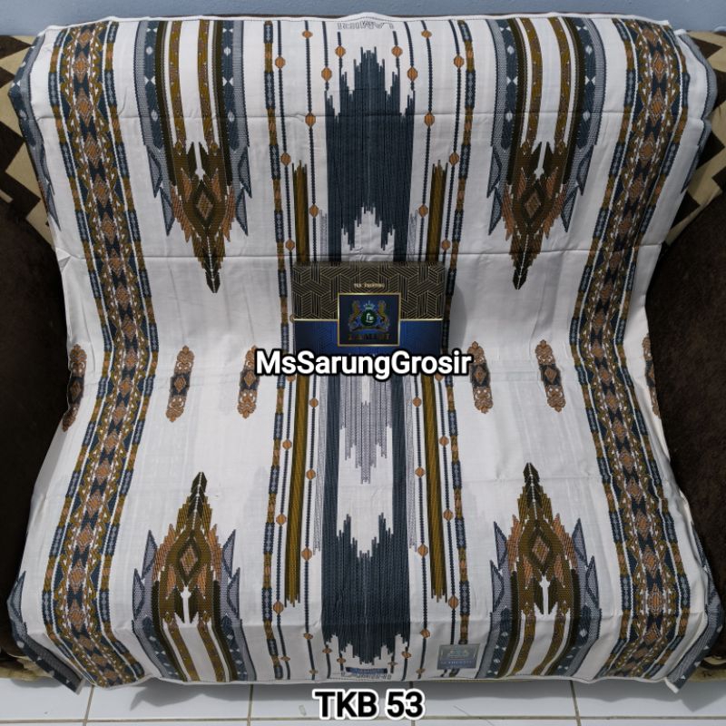 Jual Sarung Lamiri Brilliant Kembang Classic TKB | Shopee Indonesia