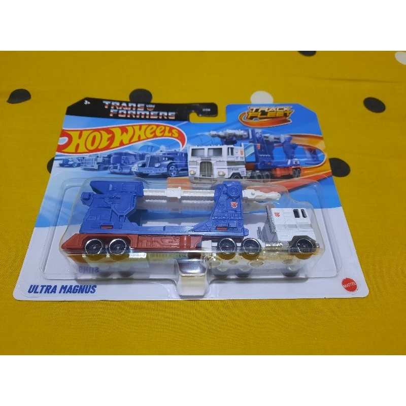 Jual Hot Wheels Transformers Track Fleet Ultra Magnus | Shopee Indonesia