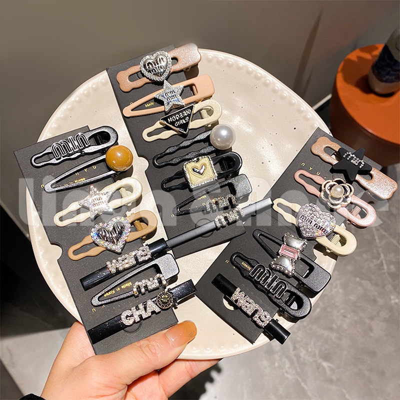 Jual L&A Set Jepit Rambut Wanita Star Y2K ISI 6-8 PCS Jepit Rambut ...