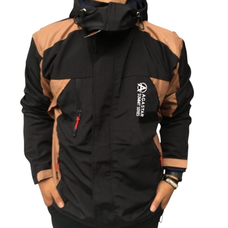 Jual jaket outdoor/waterproof/unisex, bisa di pakai berbagai musim ...