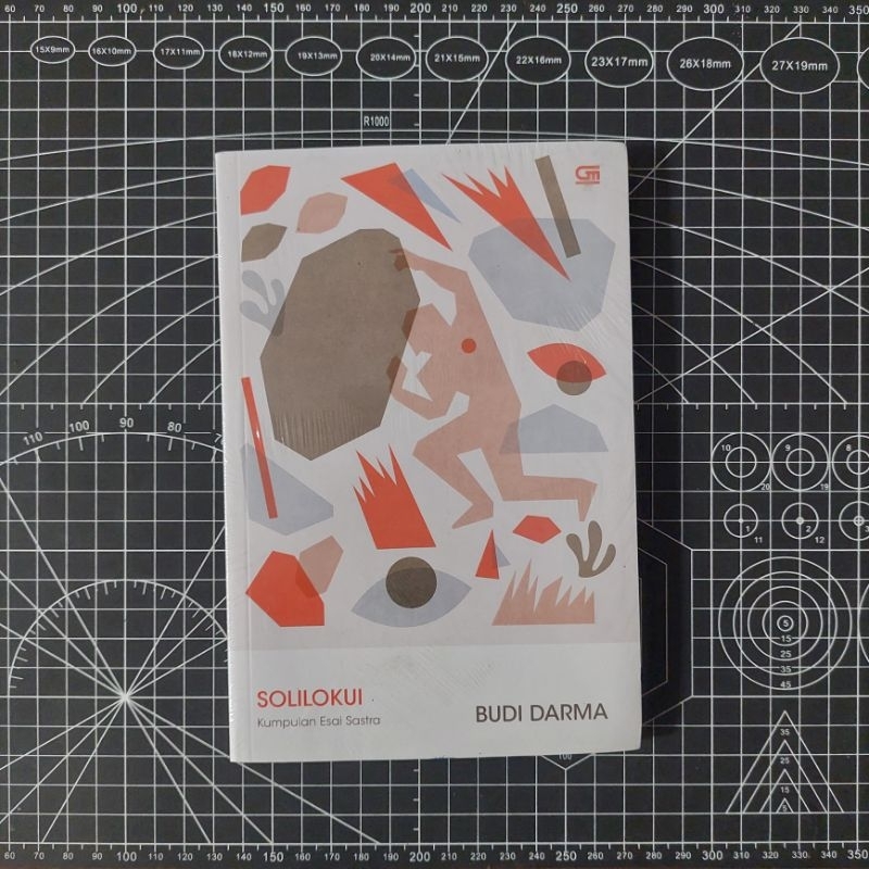 Jual (Original, Segel) Buku Solilokui: Kumpulan Esai Sastra - Budi ...