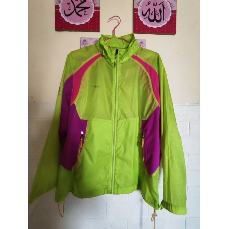 Jual PRELOVED RUNNING JACKET | Shopee Indonesia