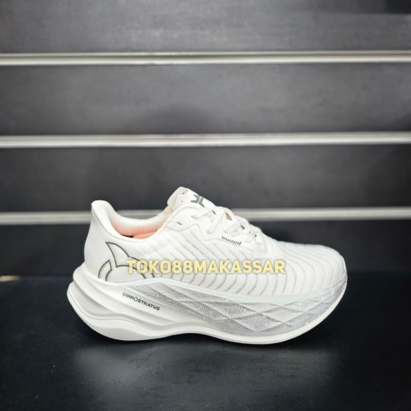 Jual Sepatu Running Ortuseight Lunar | Shopee Indonesia