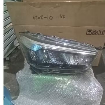 Jual Headlamp Daihatsu Rocky/ Toyota Raize type G sebelah kanan ...